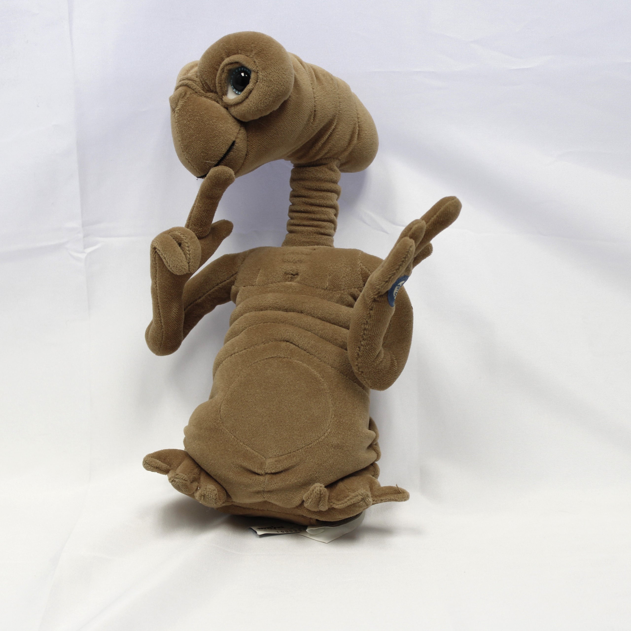 Universal Studios E.T. The Extra Terrestrial Stuffed Talking Alien ...